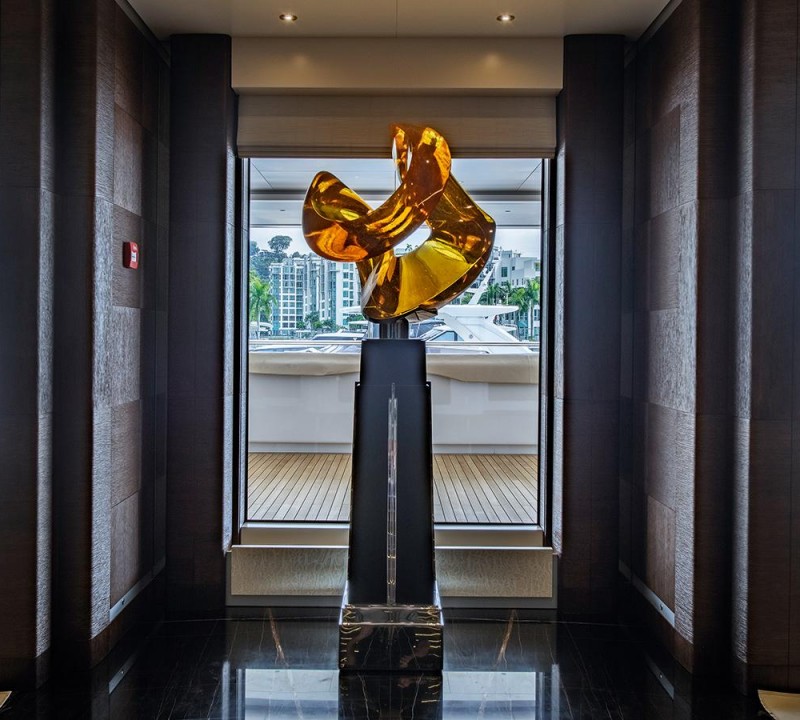 Yacht WHITE RABBIT, Echo Yachts | CHARTERWORLD Luxury Superyacht Charters